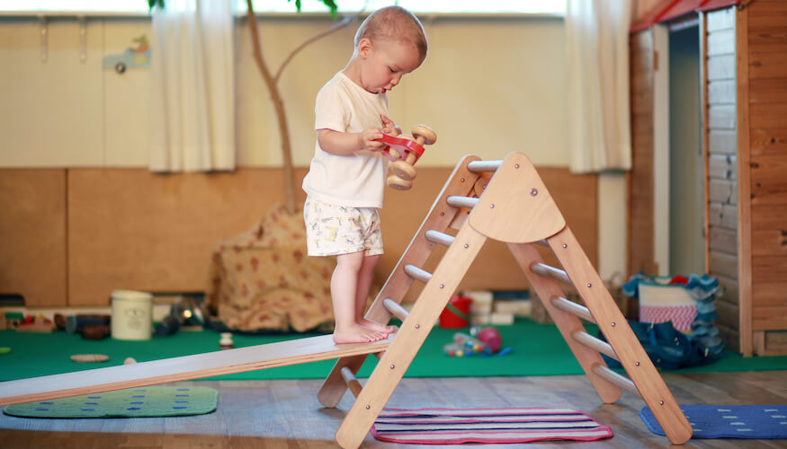 Die 10 besten Pikler-Dreiecke für Kinder - Mamas Fundgrube